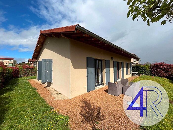 Maison à louer - Saint-Lager - 4 pièces - 3 chambres