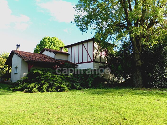 Maison 5 pièces à Saint-Nexans, à vendre
