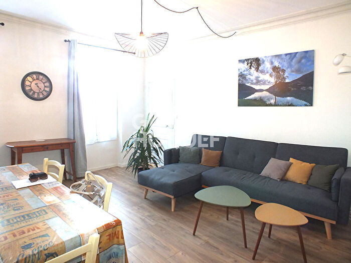 Appartement 3 pièces à Avignon, Palais des Papes, Zone Piétonne, à louer