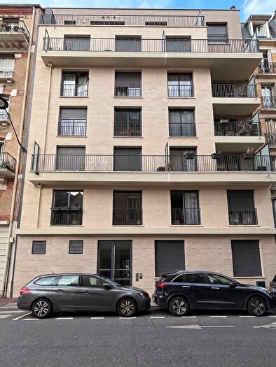 Clichy, Centre-ville : Appartement 1 pièce à vendre