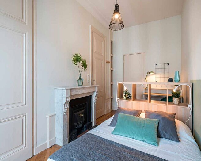 Appartement à louer - Presquîle, Centre ville, Cordeliers, Lyon ème arrondissement - 5 pièces - 5 chambres