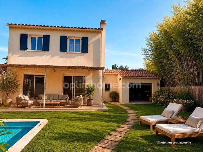 Maison 4 pièces à Paradou, à vendre