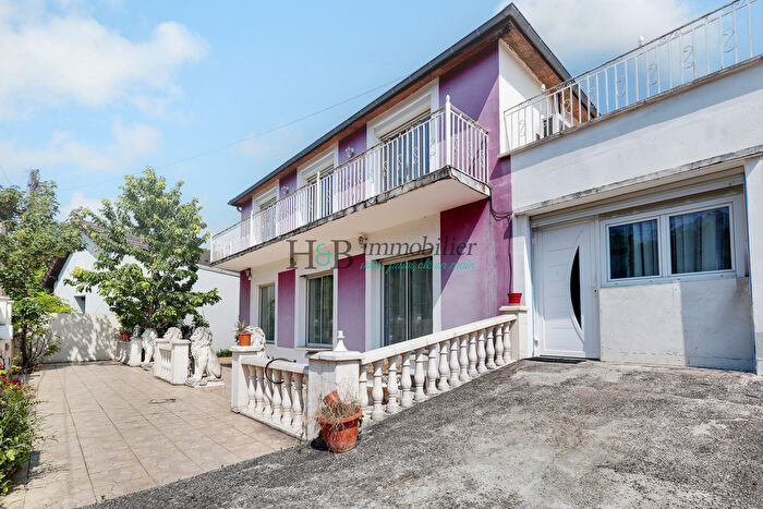 Maison 16 pièces à Noisy-le-Sec, Haut Goulet, à vendre