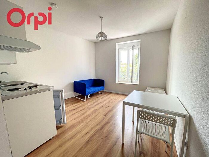 Thermal-Vieux-Vican, Vichy : Appartement 2 pièces à louer