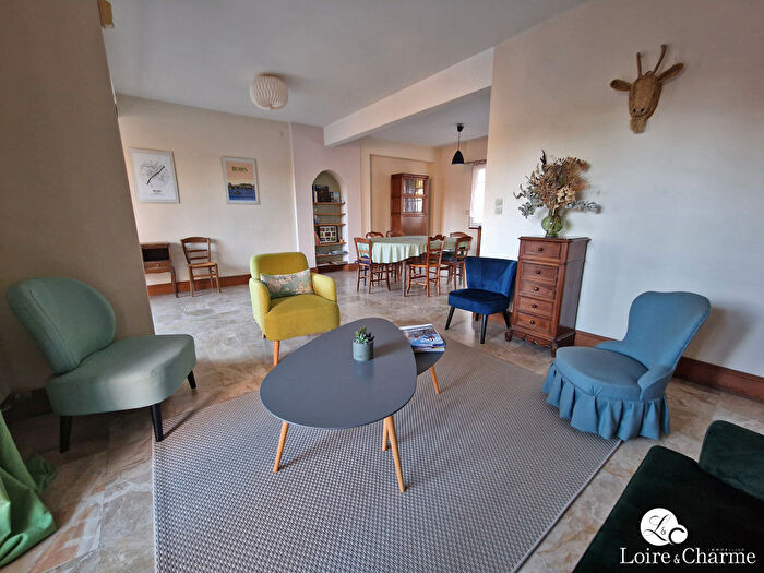 Maison à vendre - Blois, Centre-ville - 6 pièces - 4 chambres