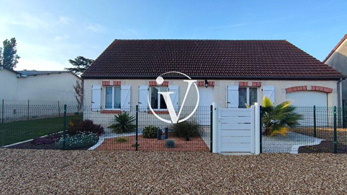 Maison à louer - Provinces Jean Emond, Vendôme - 4 pièces - 3 chambres