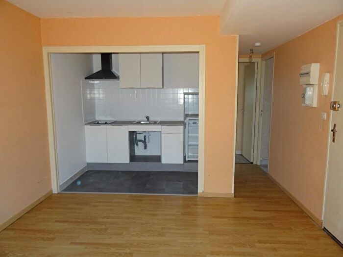 Appartement 1 pièce à louer à Orléans, Saint-Marc, Faubourg Bourgogne