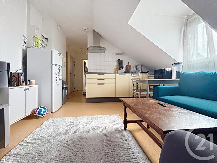 Lure - Appartement 2 pièces à louer