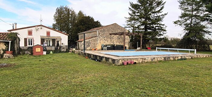 Maison à vendre - La Villedieu - 5 pièces - 4 chambres