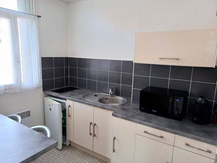 Croix Luizet, Villeurbanne : Appartement 1 pièce à louer