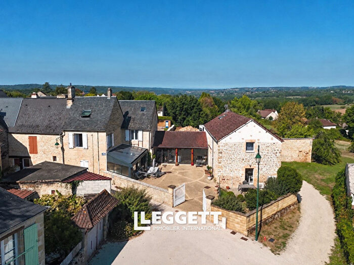 Beauregard-de-Terrasson - Maison 11 pièces à vendre