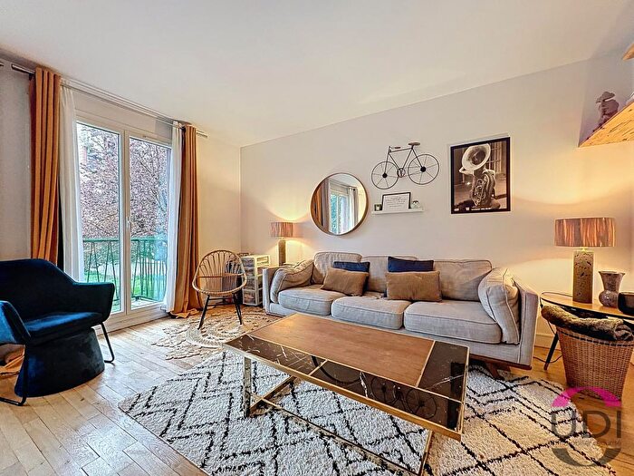 Appartement à vendre - Corbeil-Essonnes, Centre-ville - 3 pièces - 2 chambres