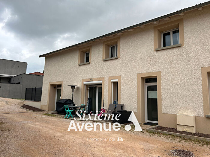 Maison 4 pièces à louer à Décines-Charpieu, Charpieu