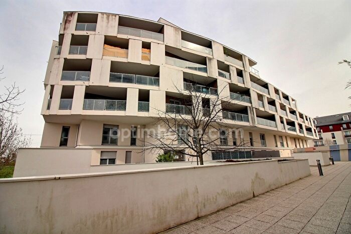 Appartement à vendre - Carrières-sous-Poissy, Bords de Seine, Ile de la Dérivation - 1 pièce