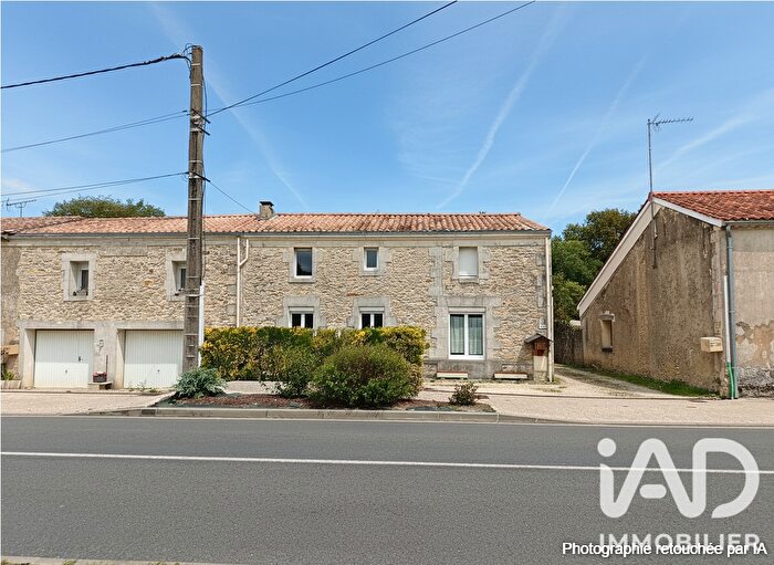 Maison 5 pièces à vendre à Saint-Aubin-de-Blaye