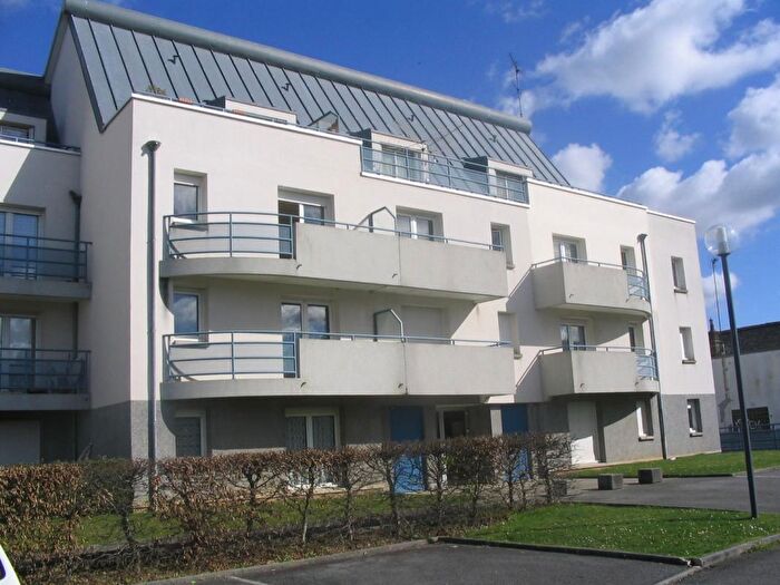 Appartement à louer - Quartiers Nord-Est, Jeanne dArc - 2 pièces - 1 chambre