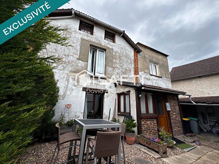 Bennecourt : Maison 6 pièces à vendre