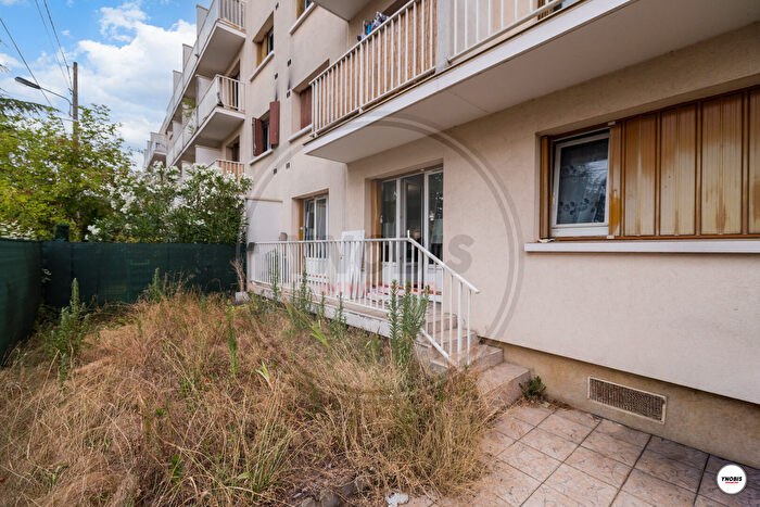 Appartement 5 pièces à vendre - Les Mureaux, Stade