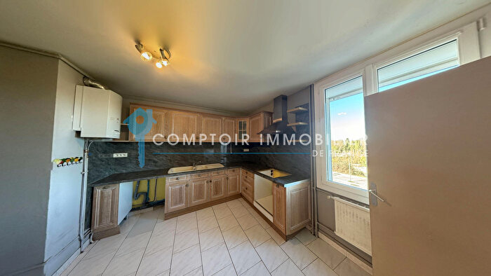 Appartement 3 pièces à Carpentras, Ouest, à vendre