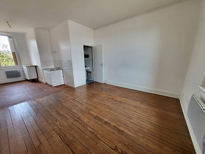 Appartement 2 pièces à Bourg-en-Bresse, Gare, Peloux-Mail, Citadelle, à louer