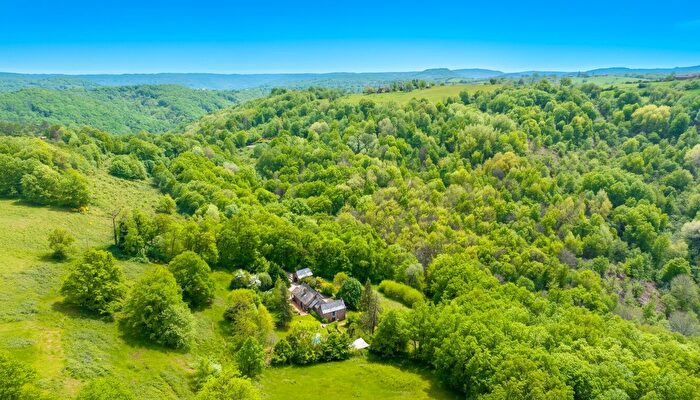 Maison à vendre - Nauviale - 7 pièces - 3 chambres