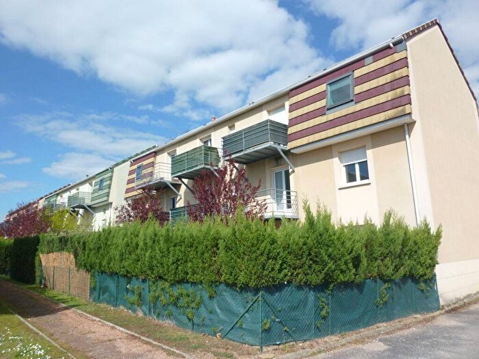 Appartement à louer - Jonches-Laborde-Chesnez-Vaux, Auxerre - 2 pièces - 1 chambre