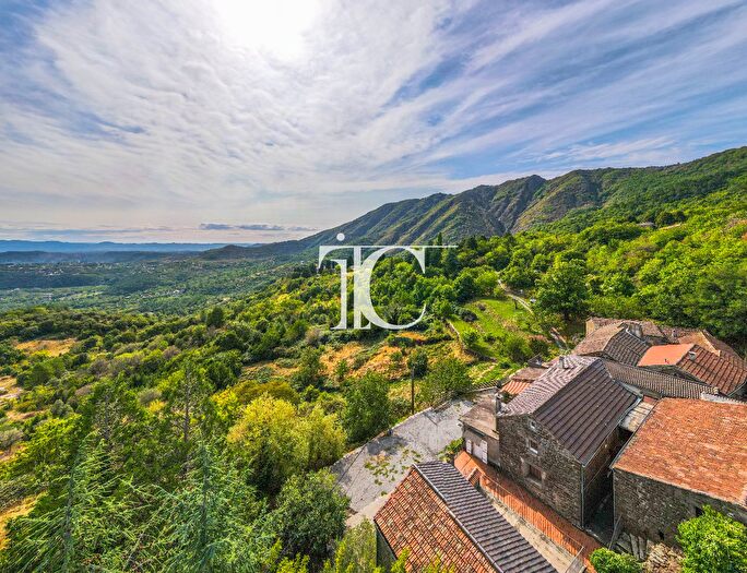 Maison à vendre - Gravières - 5 pièces - 4 chambres