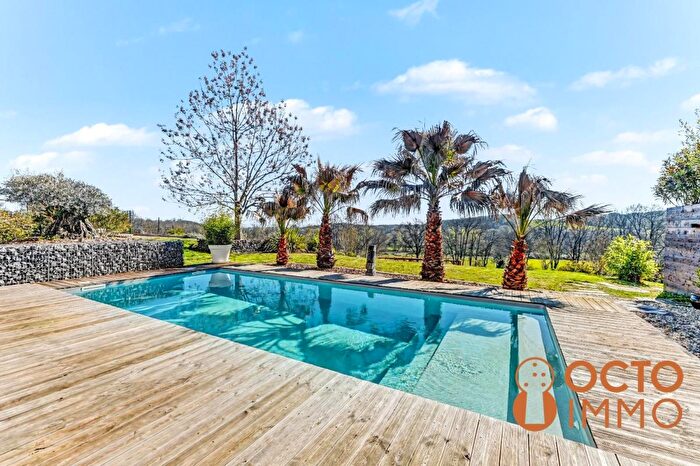 Maison à vendre - Vacquiers - 5 pièces - 3 chambres