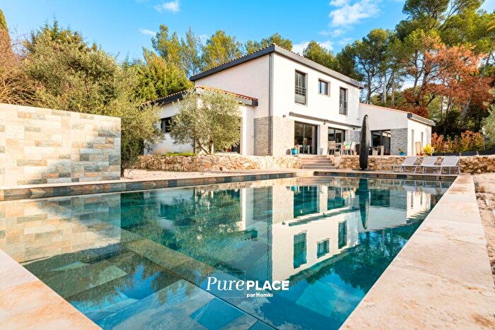 Maison à vendre - Aix-en-Provence, Luynes - 6 pièces - 4 chambres