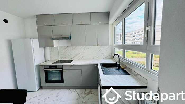 Appartement à louer - Marcouville, Pontoise - 1 pièce - 3 chambres