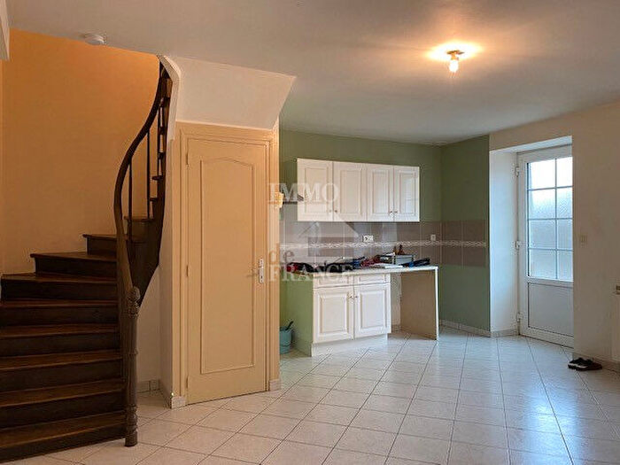 Maison à louer - Saint-Mars-sur-Colmont - 3 pièces - 2 chambres