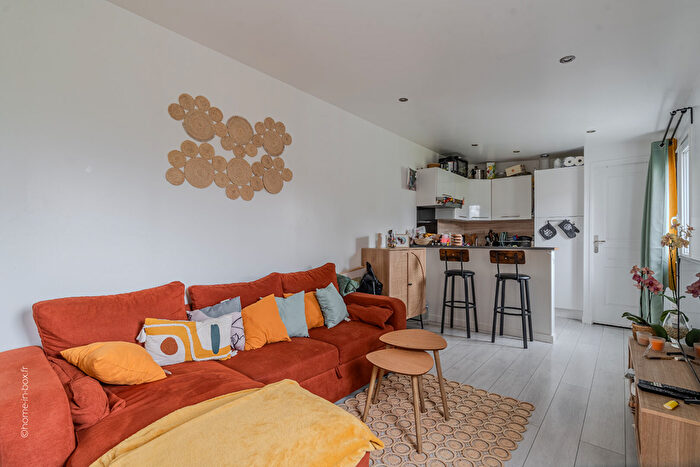 Maison à vendre - Noisy-le-Grand, Sud - 4 pièces - 3 chambres