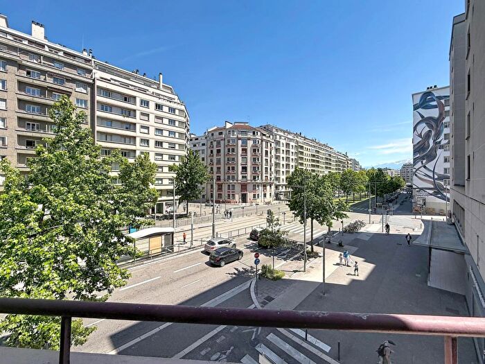 Appartement 2 pièces à Grenoble, Ile Verte, à vendre