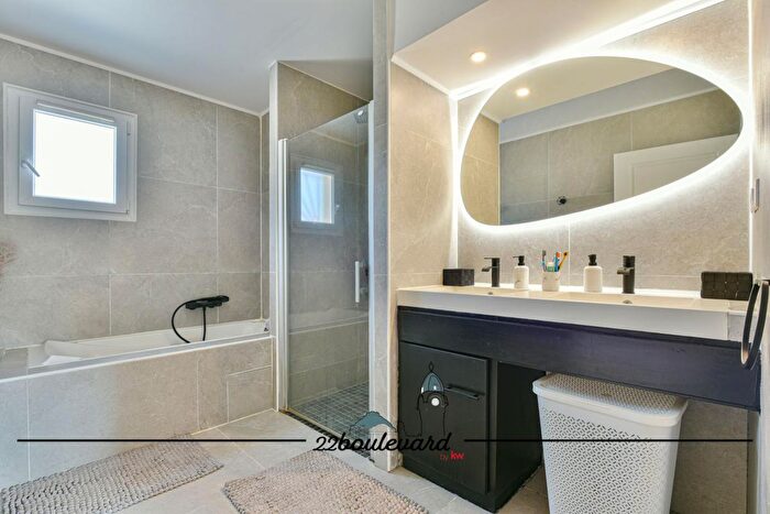 Maison à vendre - Couzeix - 4 pièces - 3 chambres