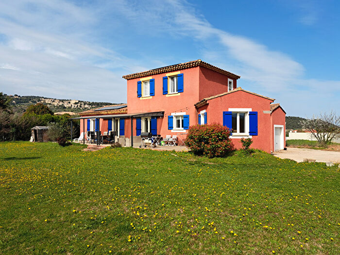 Maison à vendre - Malaucène - 5 pièces - 4 chambres