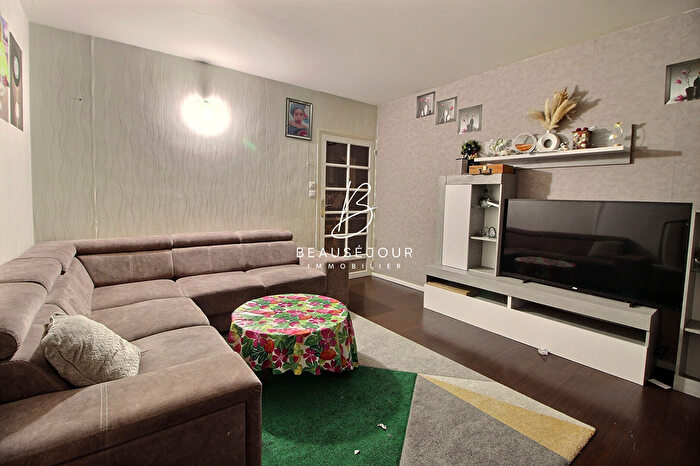 Appartement à vendre - Ris-Orangis, La Aunette - 4 pièces - 3 chambres