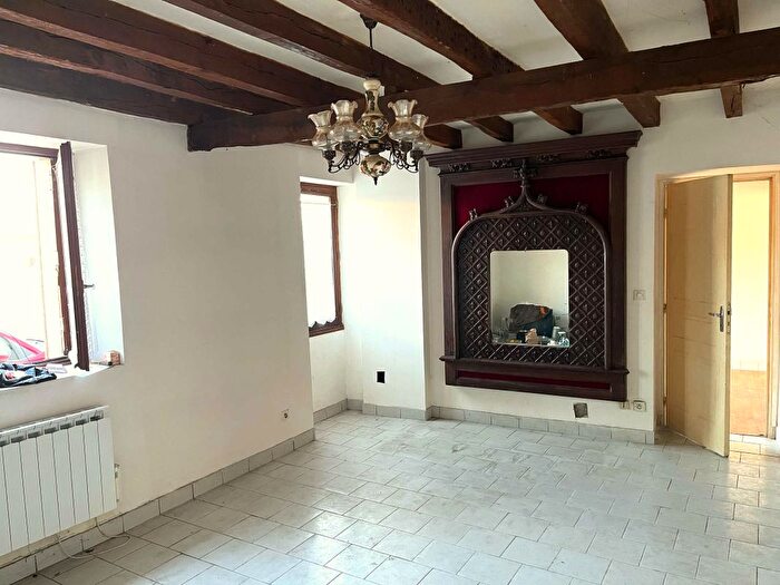 Lailly-en-Val : Appartement 3 pièces à vendre