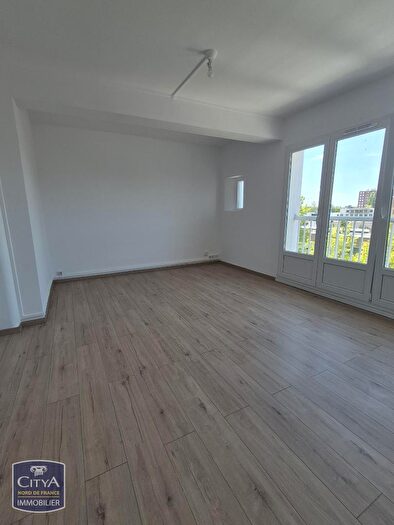 Appartement 3 pièces à Maubeuge, Centre-ville, à louer