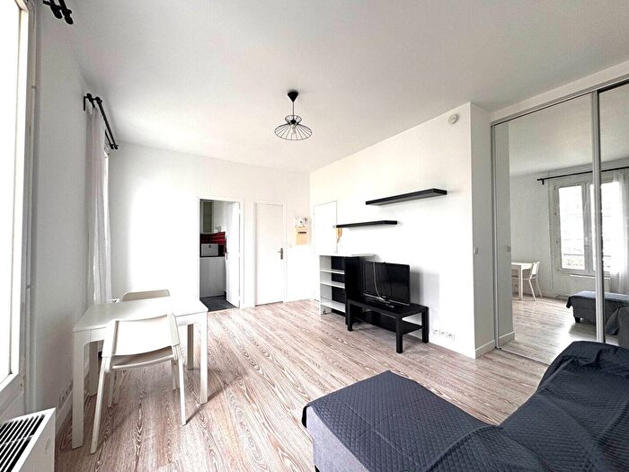 Souvenir Francais, La Garenne-Colombes : Appartement 2 pièces à louer