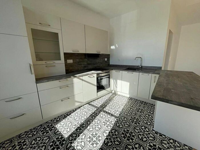 Centre Ville, LAigle - Appartement 3 pièces à louer