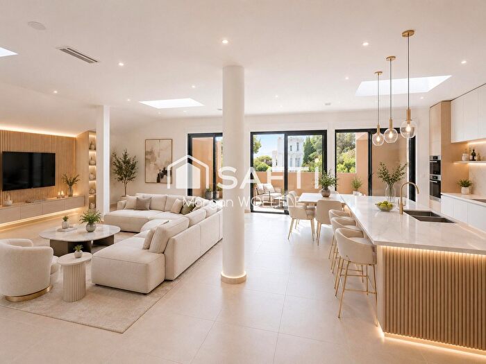 Saint-Raphaël, Veyssières : Appartement 4 pièces à vendre