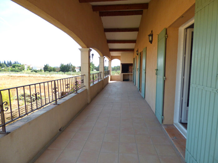 Appartement à louer - Aix-en-Provence, Les Milles - 4 pièces - 2 chambres