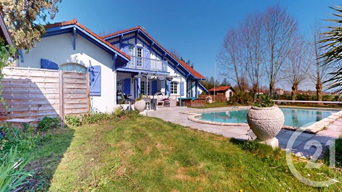 Maison à vendre - Saint-Martin-de-Hinx - 5 pièces - 4 chambres