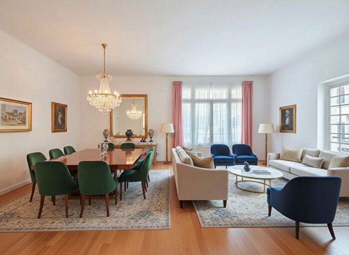 Appartement à vendre - Paris e , Passy, Maison de la Radio, Muette-Sud - 4 pièces - 2 chambres