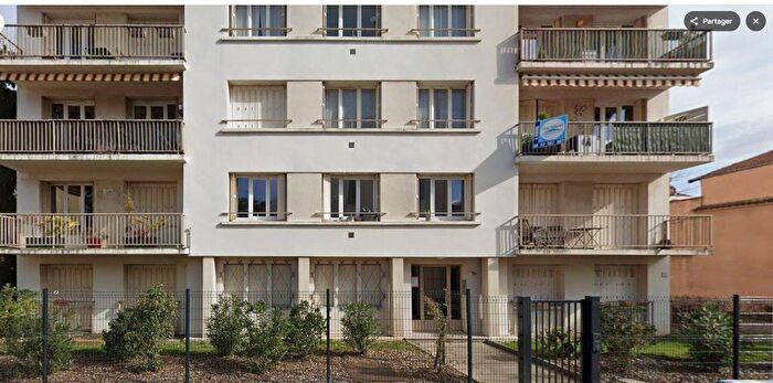 Appartement à louer - Lyon ème - 4 pièces - 3 chambres