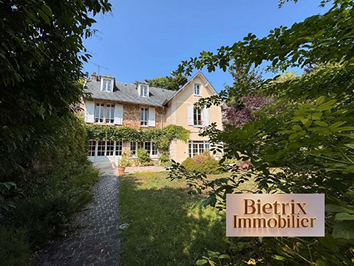 Maison à vendre - LIsle-Adam - 9 pièces - 6 chambres