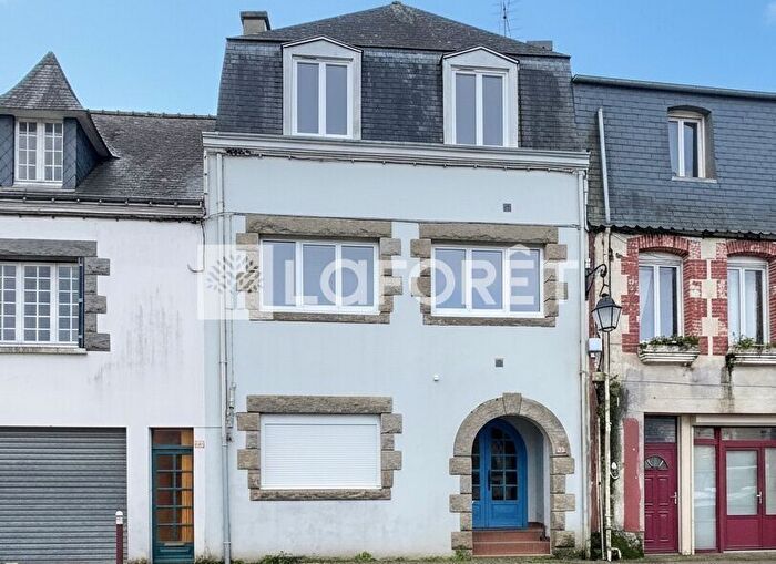 Maison à vendre - La Chèze - 5 pièces - 3 chambres