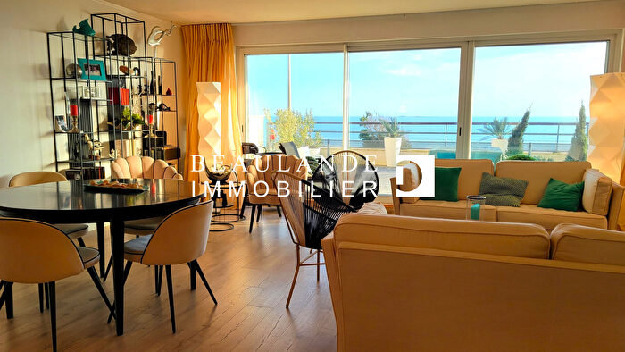 Appartement à vendre - La Baule-Escoublac, La Baule-les-Pins - 4 pièces - 3 chambres