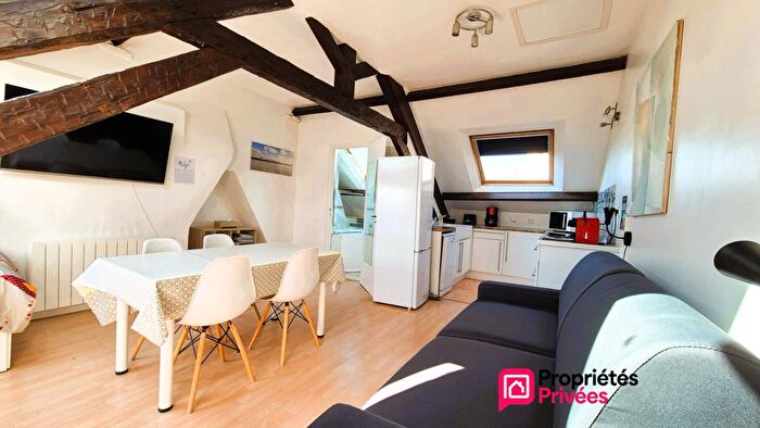 Appartement à vendre - Boulogne-sur-Mer, Basse-ville - 2 pièces - 1 chambre