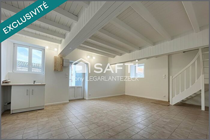 Maison à vendre - Pouzauges - 4 pièces - 2 chambres